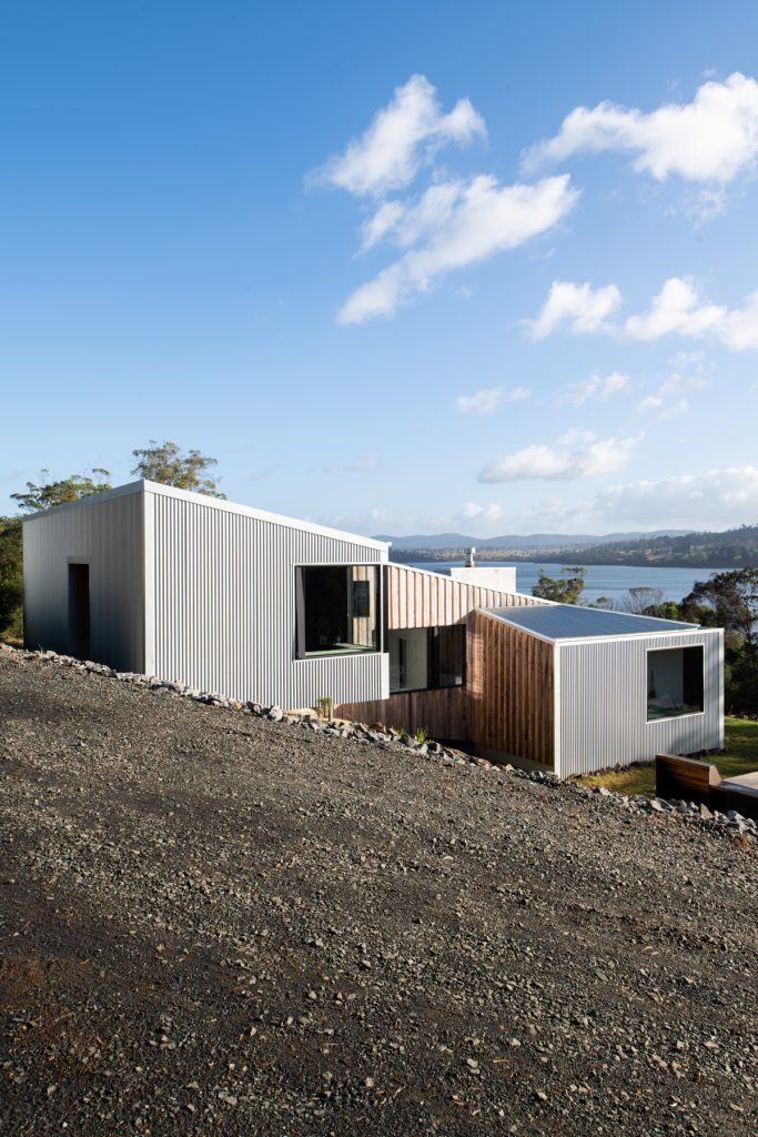 Cumulus Studio: Darkwood Residence, Tasmania - Eclectic Design